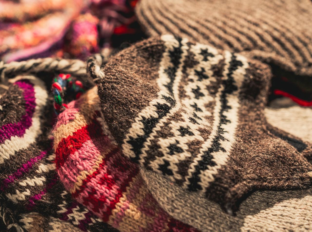 Techniques d'utilisation des couleurs dans le tricot : Un guide comple ...