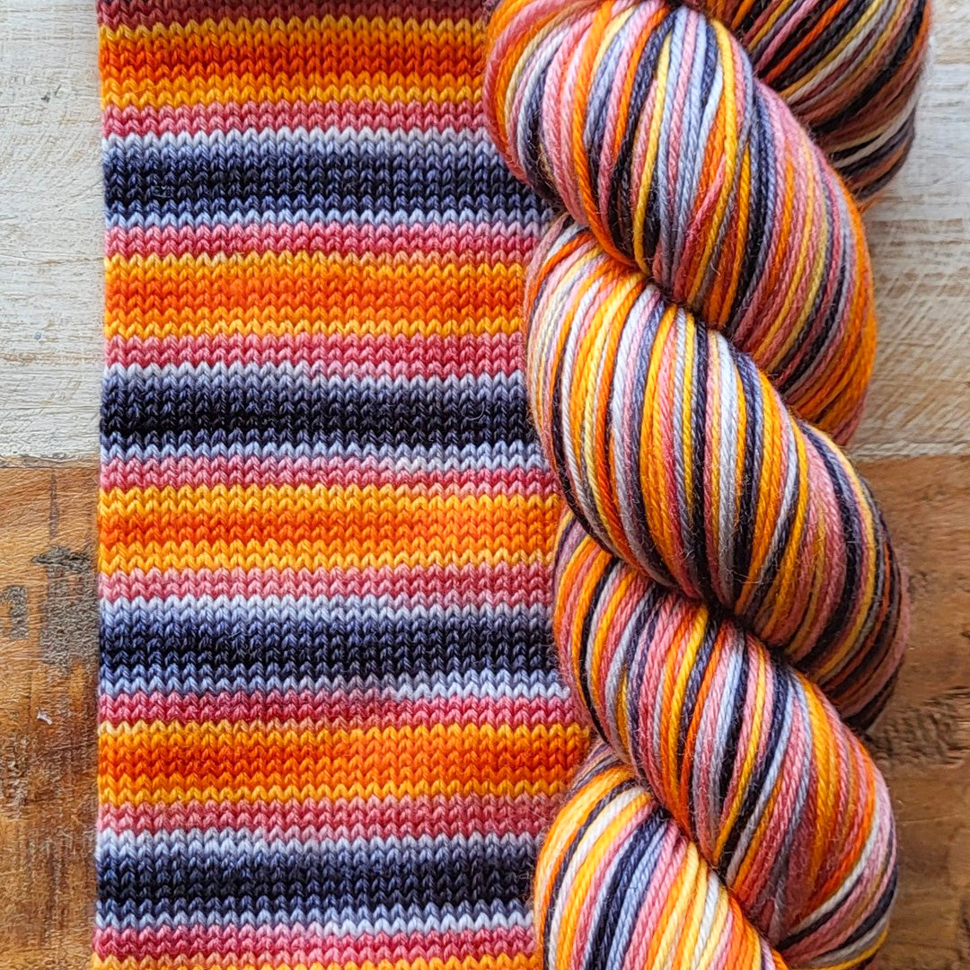 Self-Striping Sock Yarn - BIS-SOCK ECLIPSE – Les Laines Biscotte Yarns