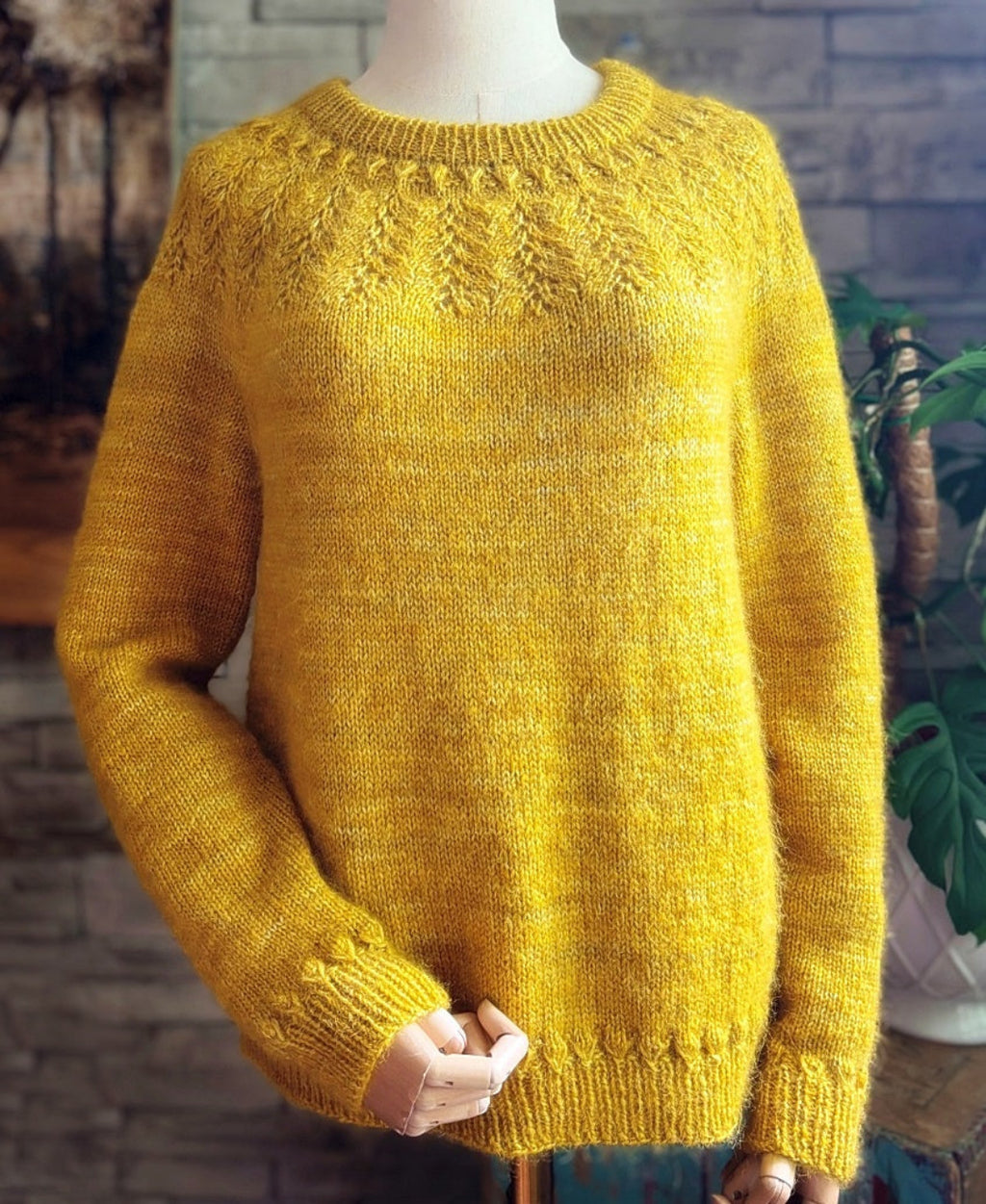 Douce Églantine Pullover | Knitting Kits – Les Laines Biscotte Yarns
