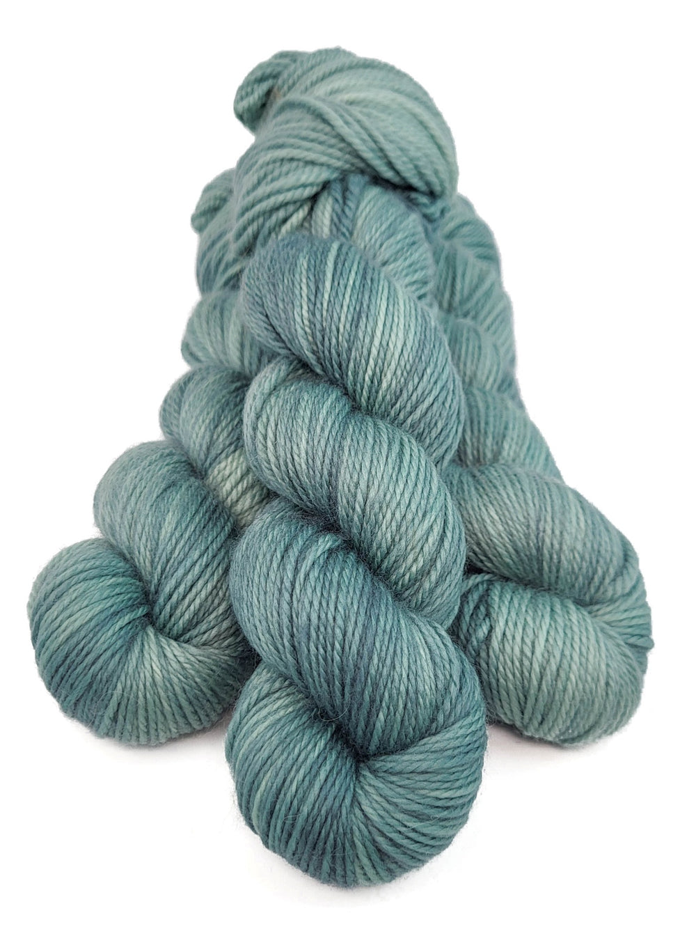 Hand-dyed yarn MERINO WORSTED AIGUE MARINE – Les Laines Biscotte Yarns