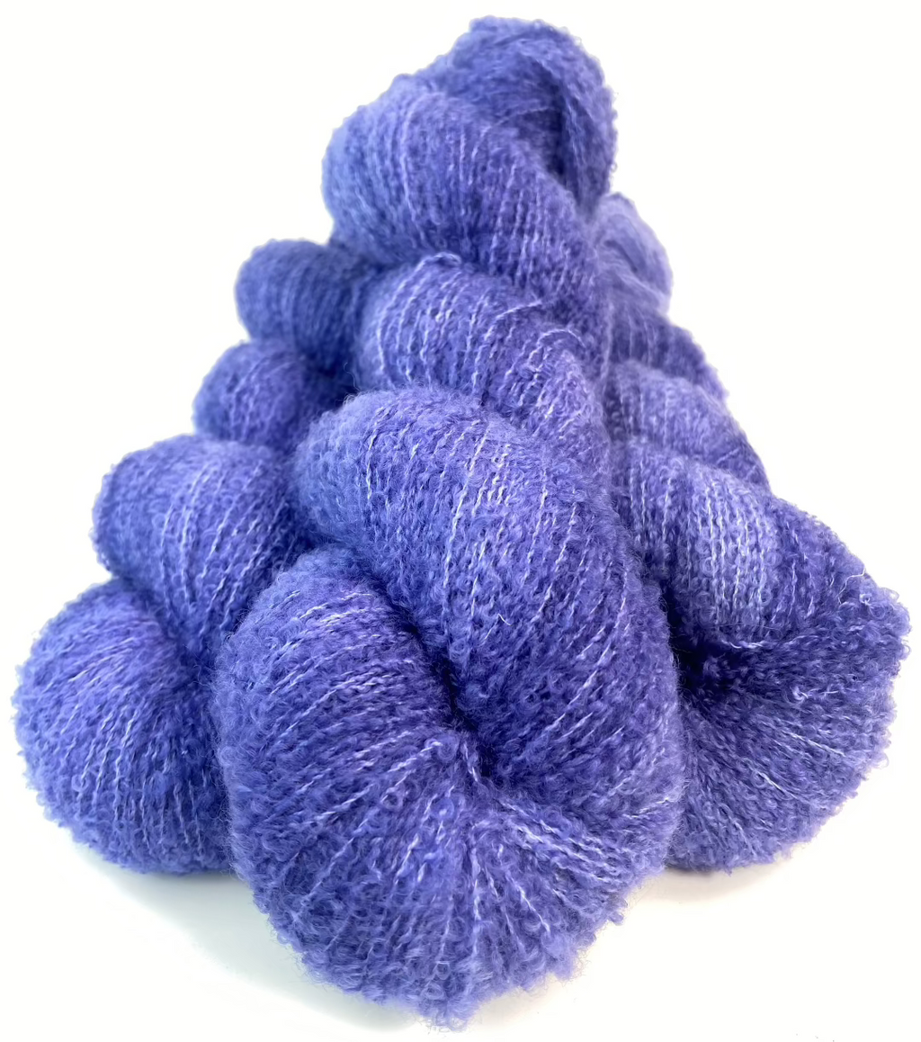 hand-dyed boucle yarn PETITE BOUCLEE WATERHOUSE – Les Laines Biscotte Yarns