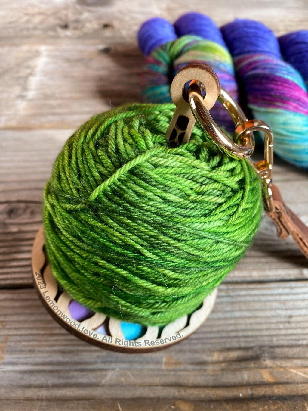 Lemonwood Original Mini Minder – Les Laines Biscotte Yarns
